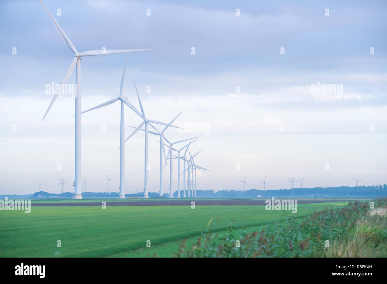 row of wind turbines Stock Photo - Alamy