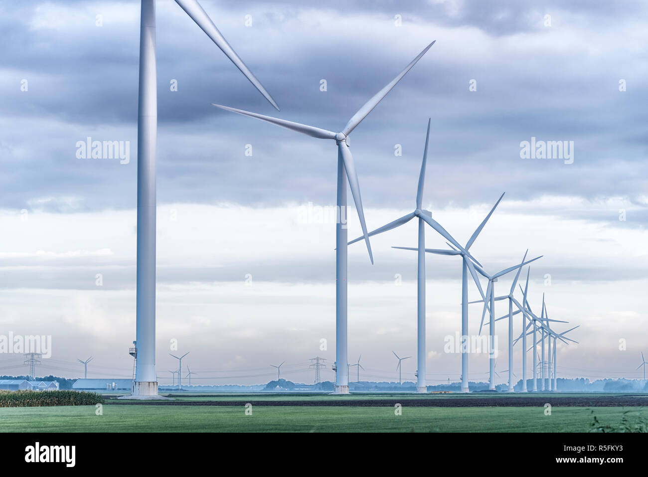 row of wind turbines Stock Photo - Alamy
