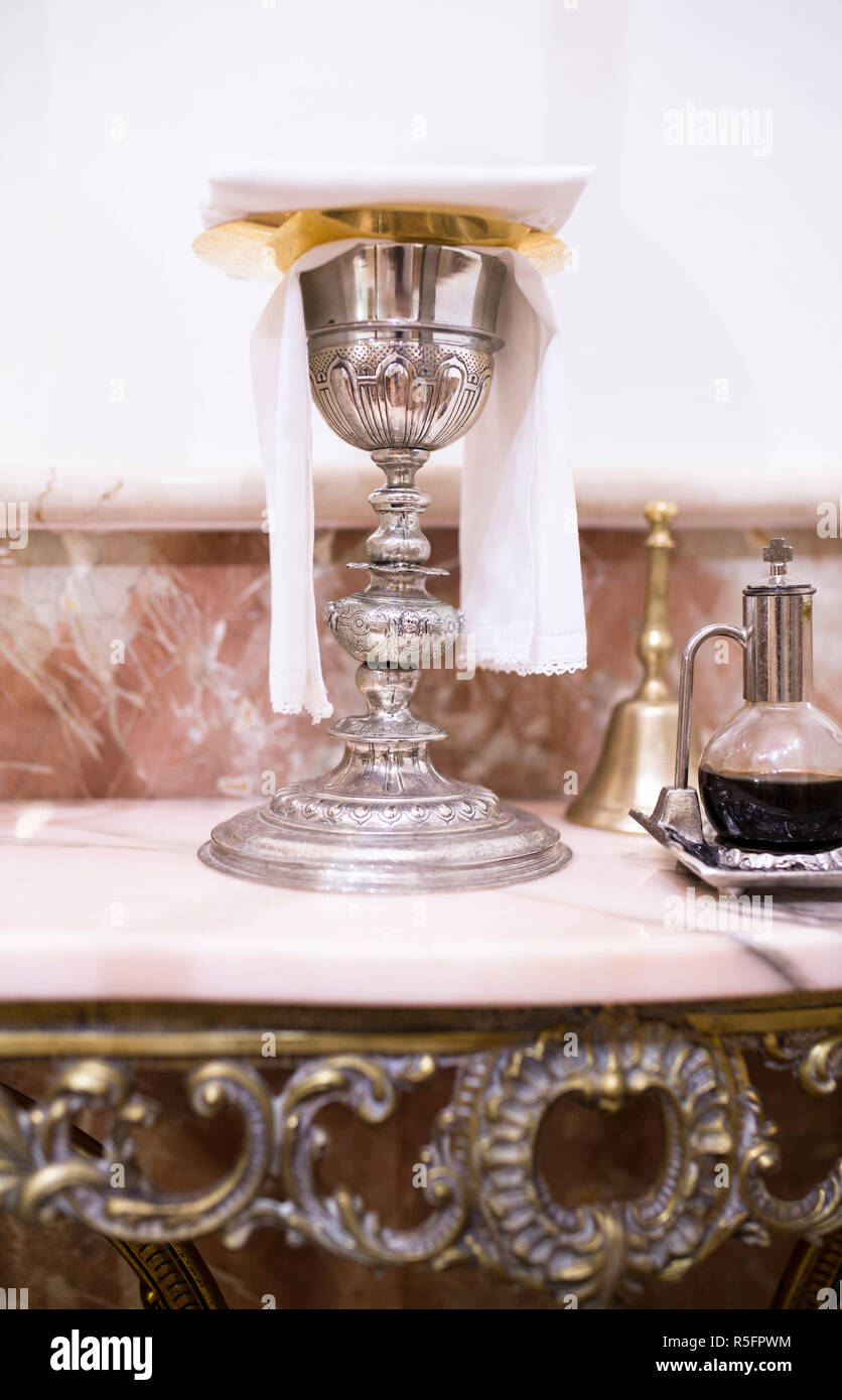 Liturgical objects hi-res stock photography and images - Alamy