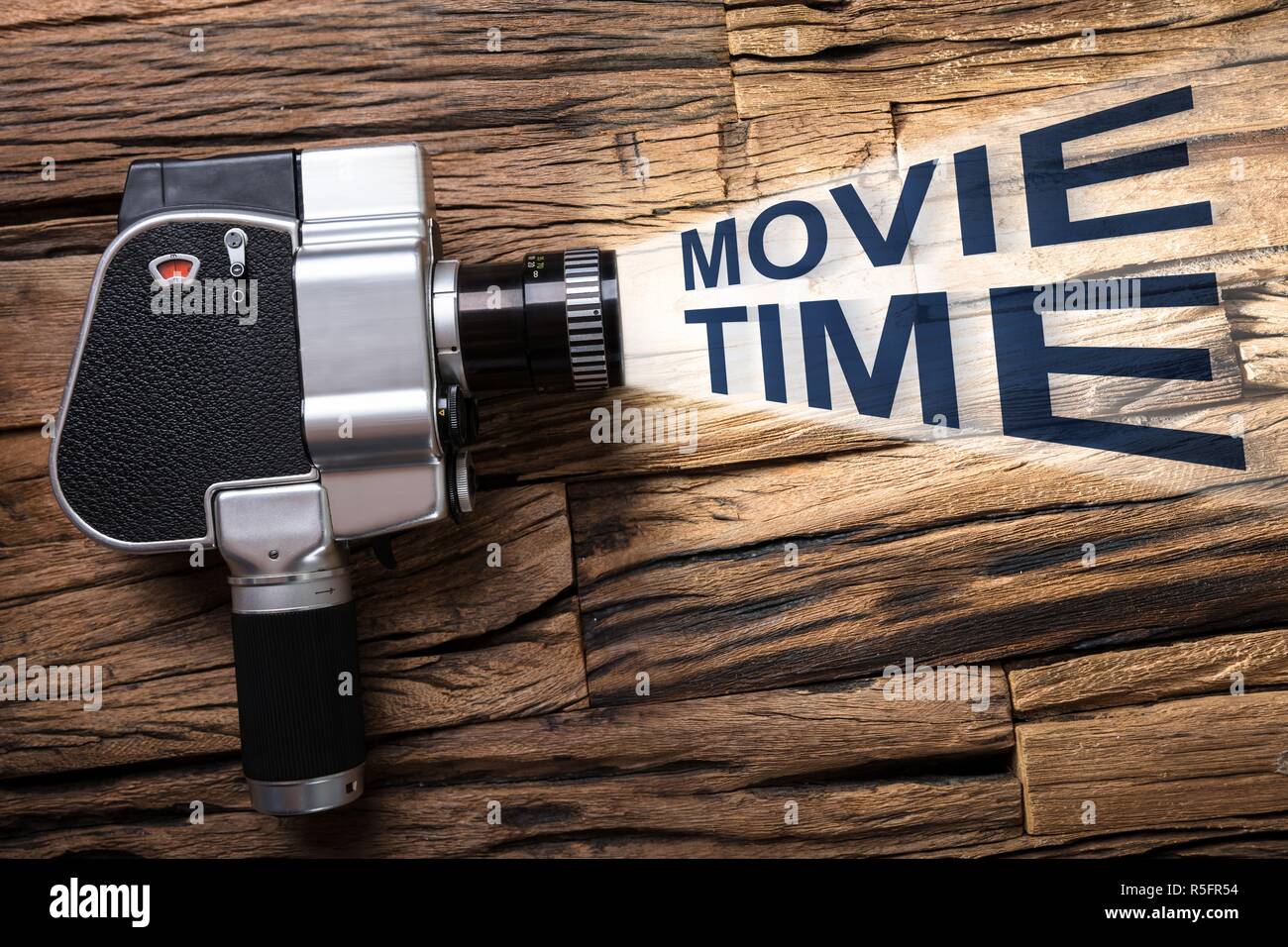 Show time camera hi-res stock photography and images - Alamy