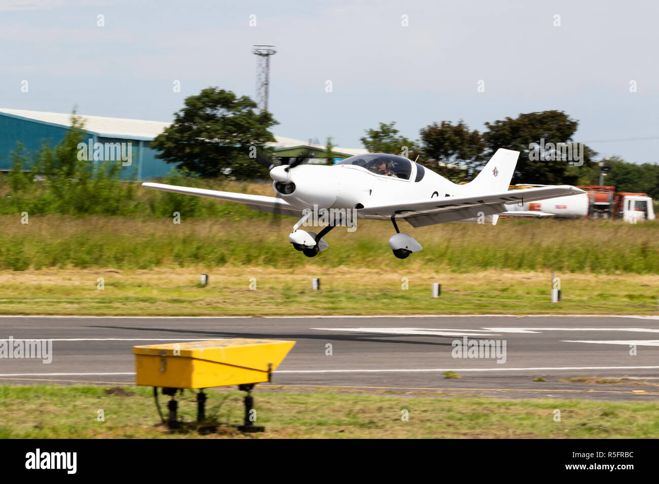 Pulsar aircraft plane hi-res stock photography and images - Alamy