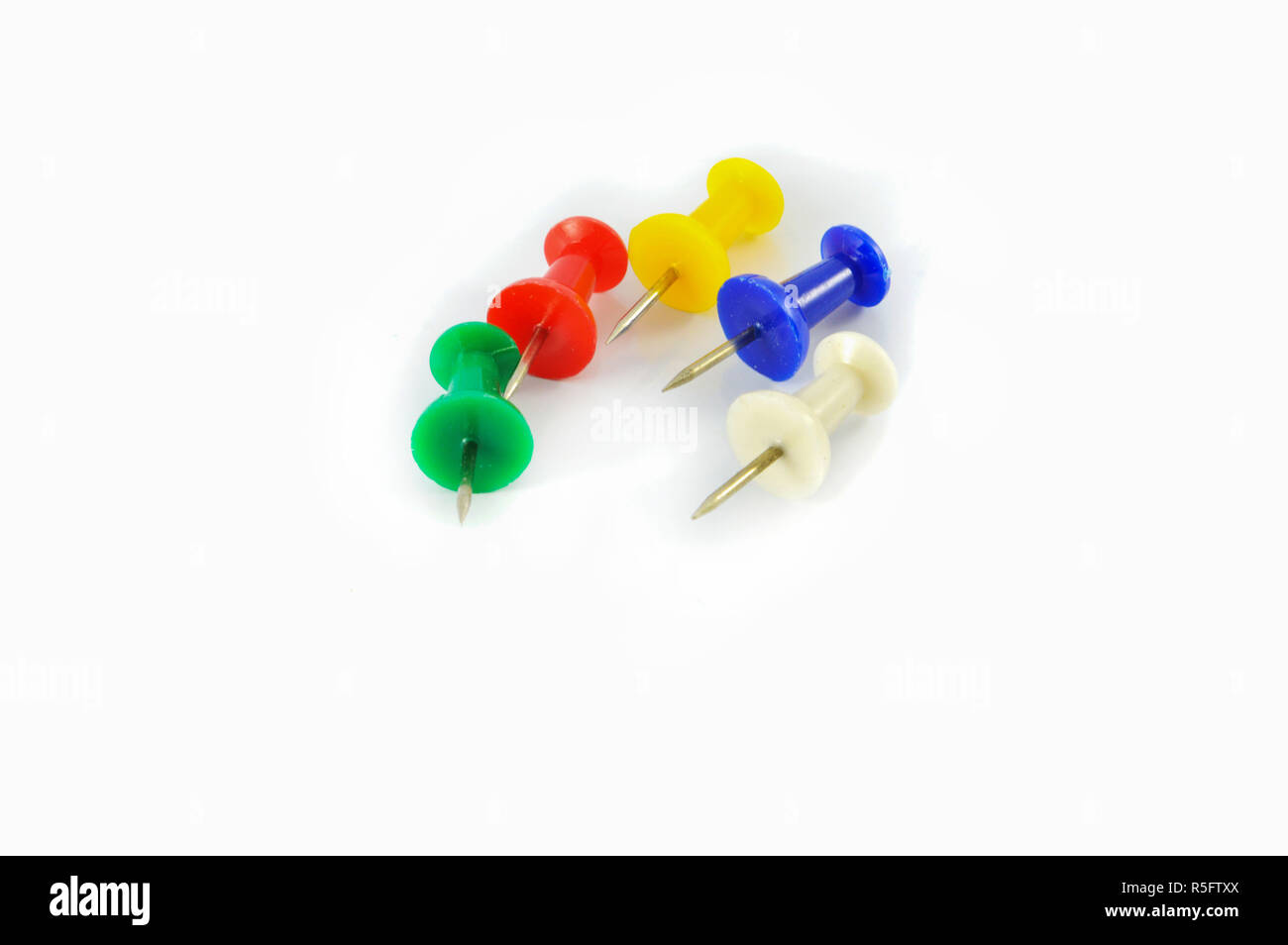 pin for map / colorful push pins different colors thumbtacks isolated ...