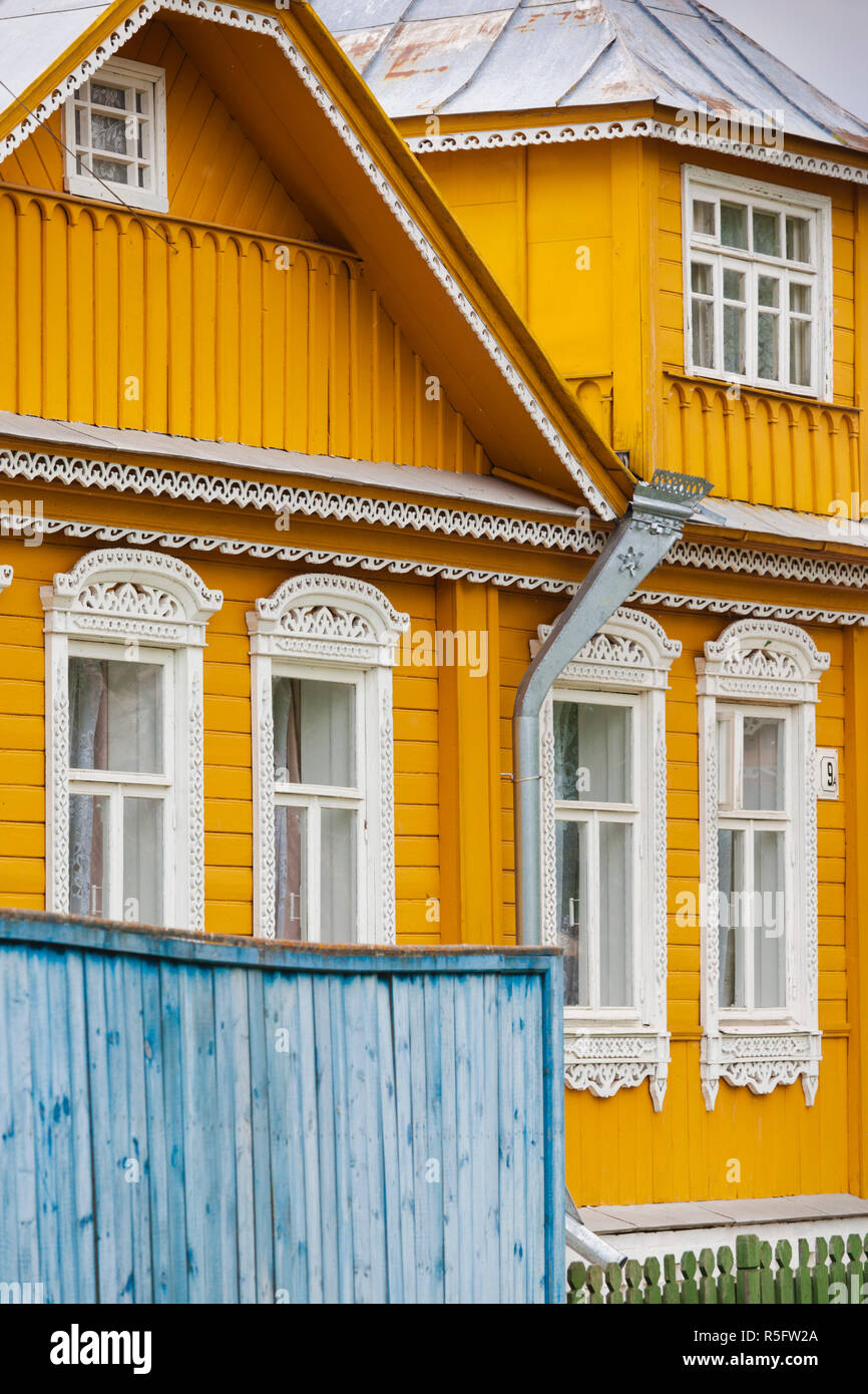 Traditional russian buildings hi-res stock photography and images - Alamy