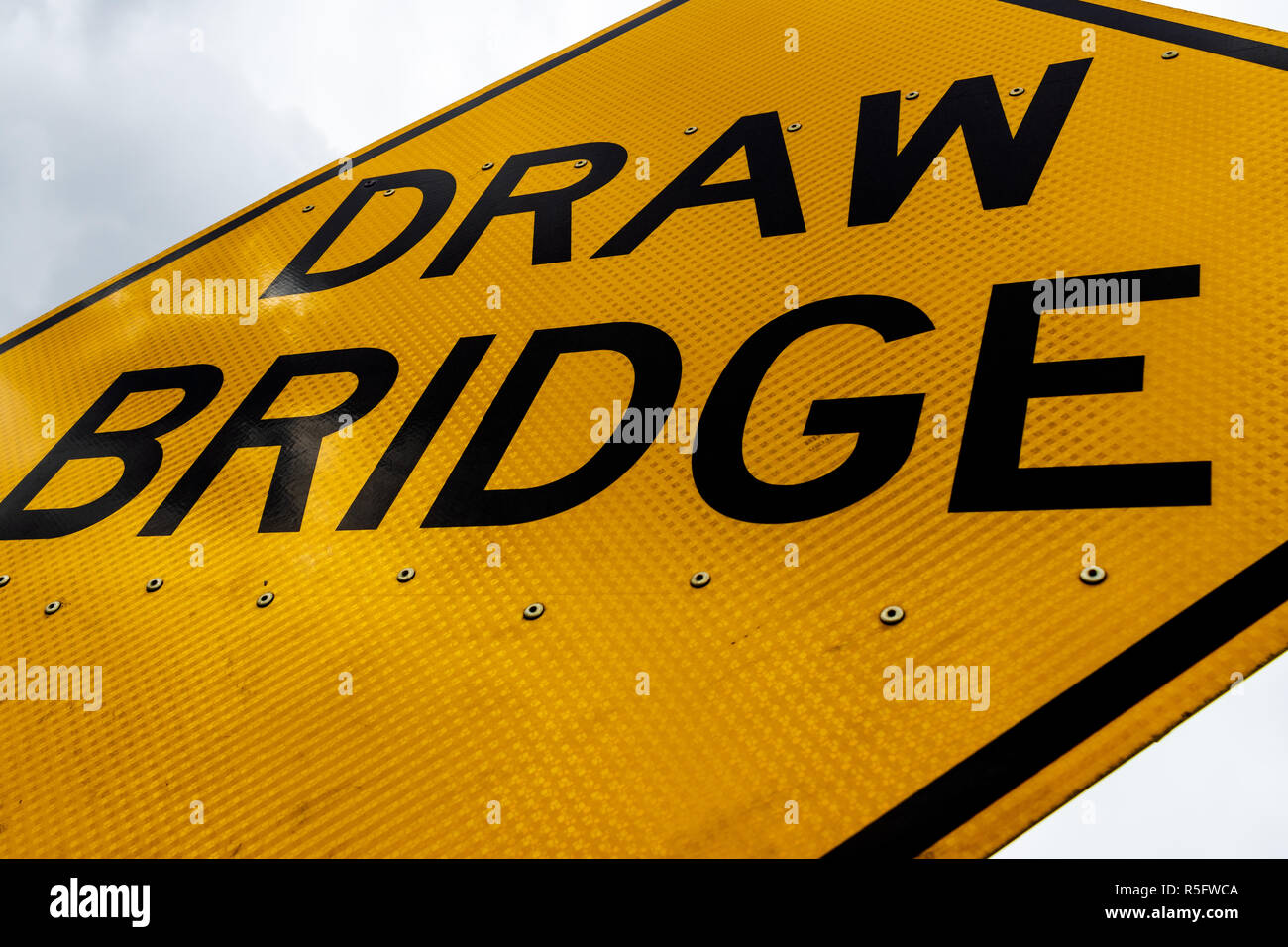Draw bridge ahead hi-res stock photography and images - Alamy