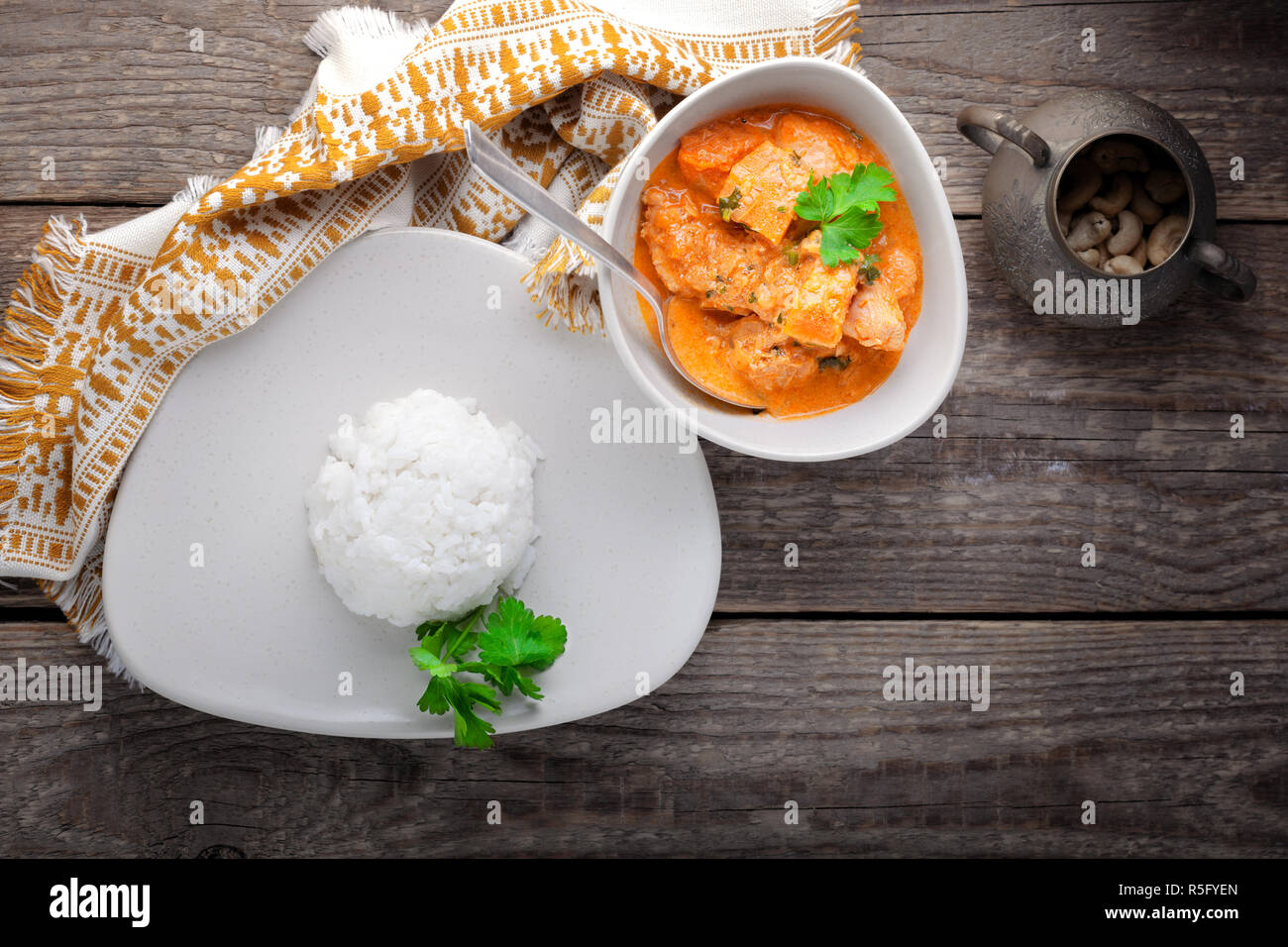 Chicken curry and rice Stock Photo - Alamy