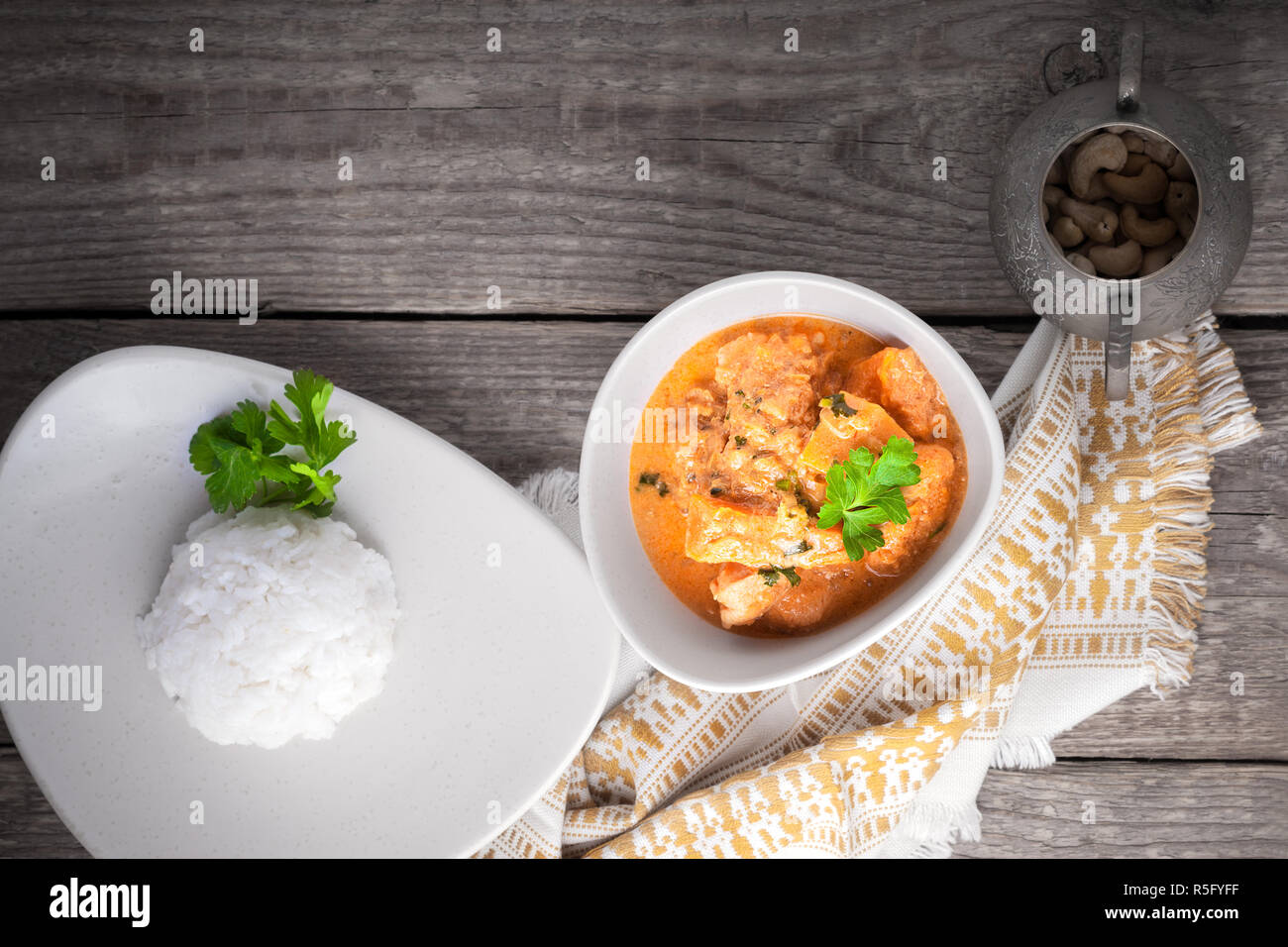 Chicken curry and rice Stock Photo - Alamy