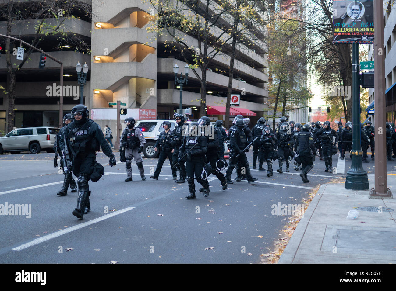 Rapid response unit hi-res stock photography and images - Alamy