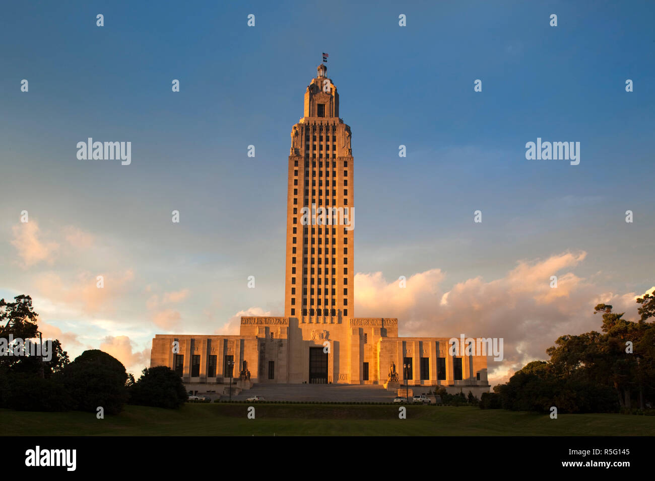 Louisiana state capitol hi-res stock photography and images - Alamy