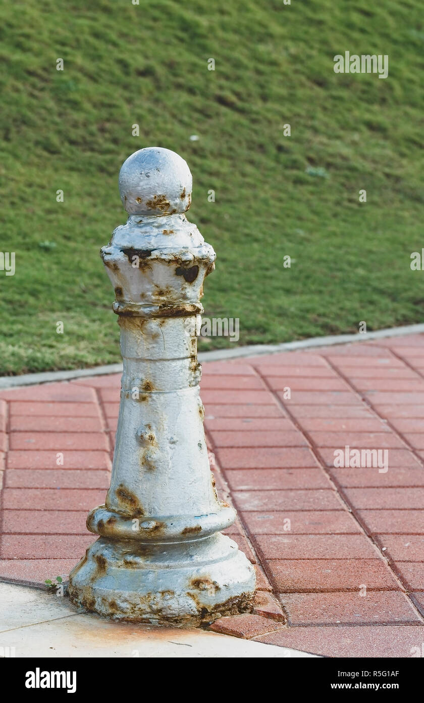 Stop pillar hi-res stock photography and images - Alamy