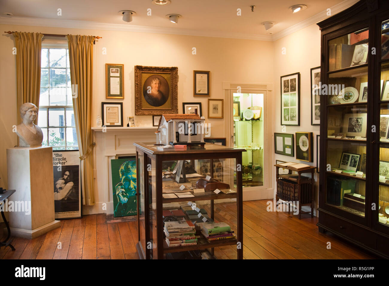 Tuscumbia hi-res stock photography and images - Alamy