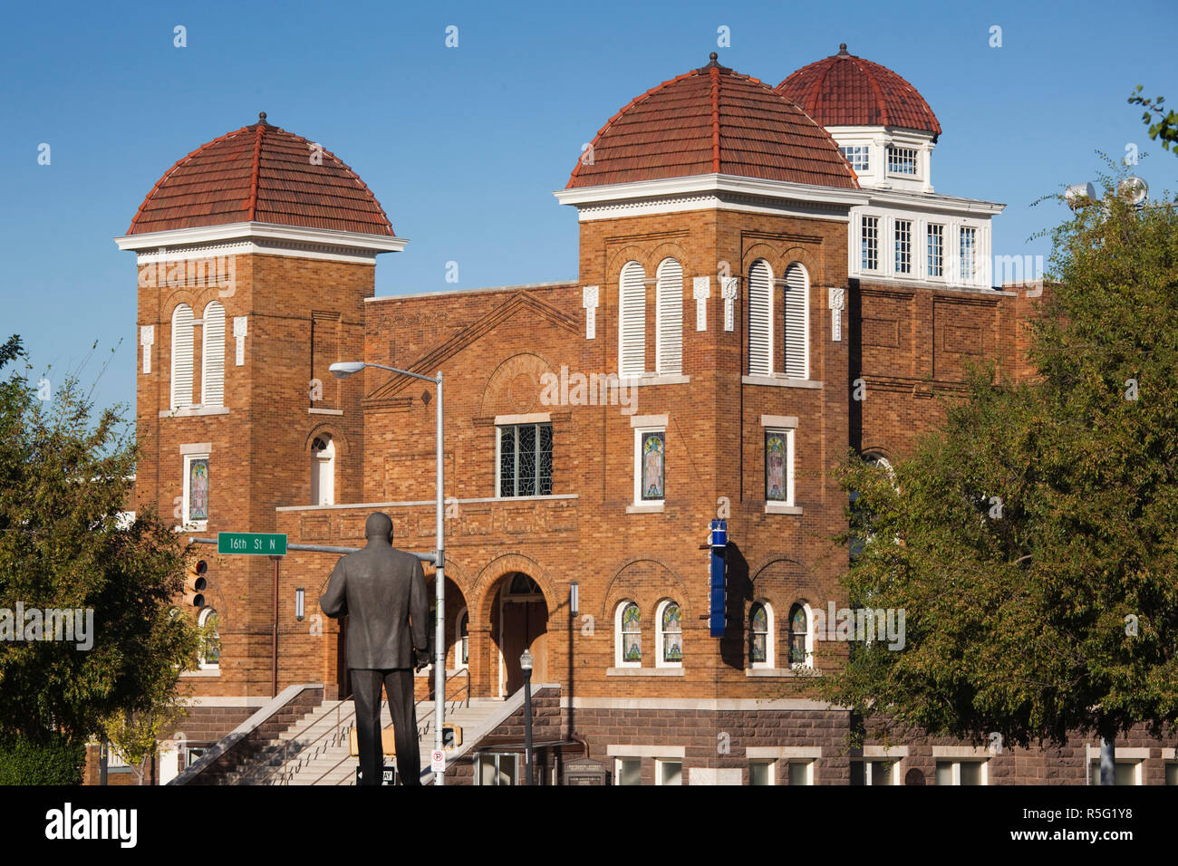 Martin luther king birmingham hi-res stock photography and images - Alamy