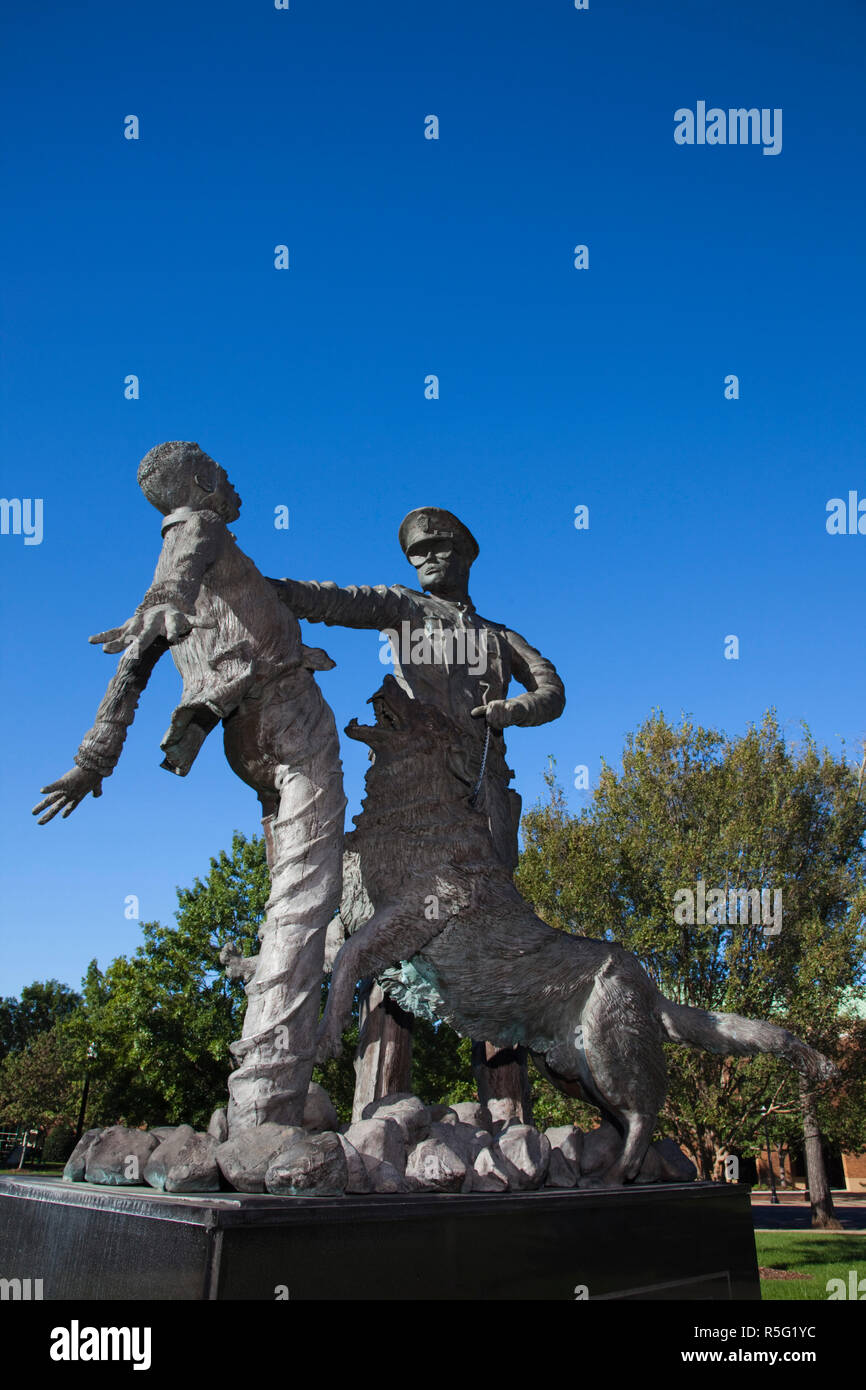 USA, Alabama, Birmingham, Kelly Ingram Park, Monument to the Birmingham ...