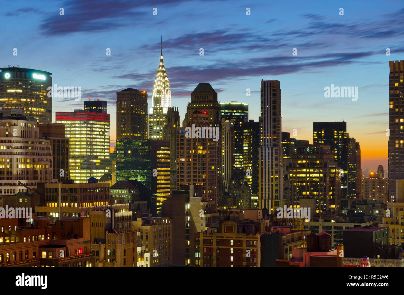 USA, New York, Manhattan, Midtown, Chrysler Building in centre Stock ...