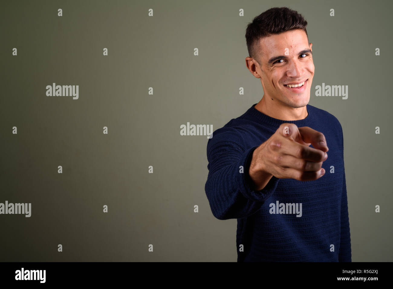 Portrait handsome male smiling camera hi-res stock photography and ...