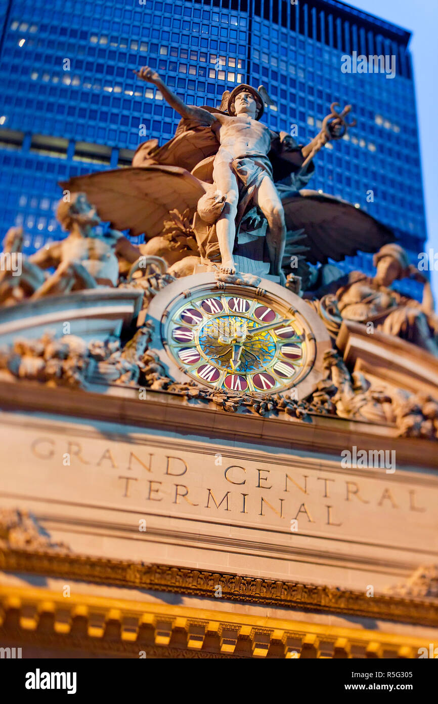 Grand central station new york mercury hi-res stock photography and ...