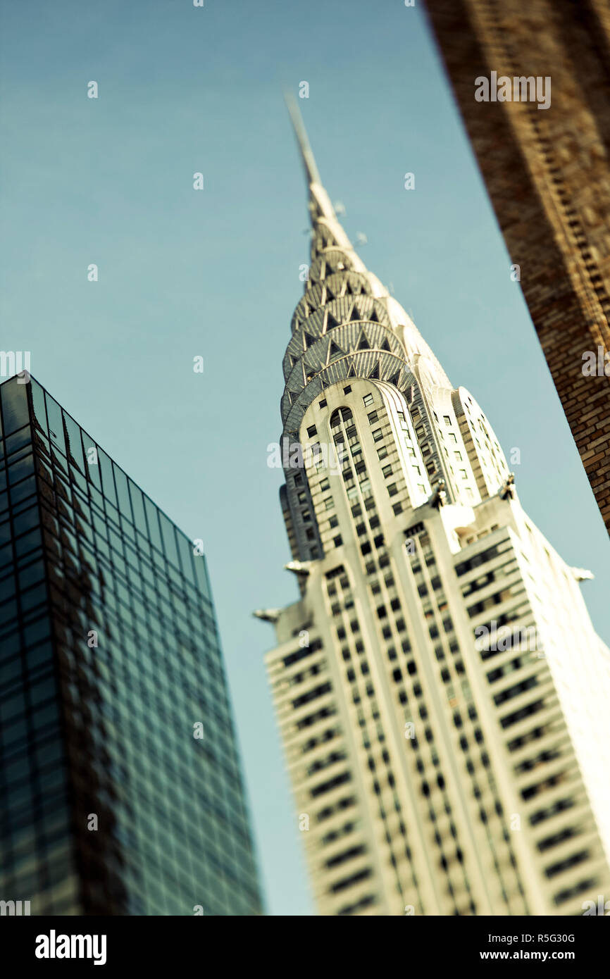 The 1930's Art Deco architecture of the Chrysler building, New York ...