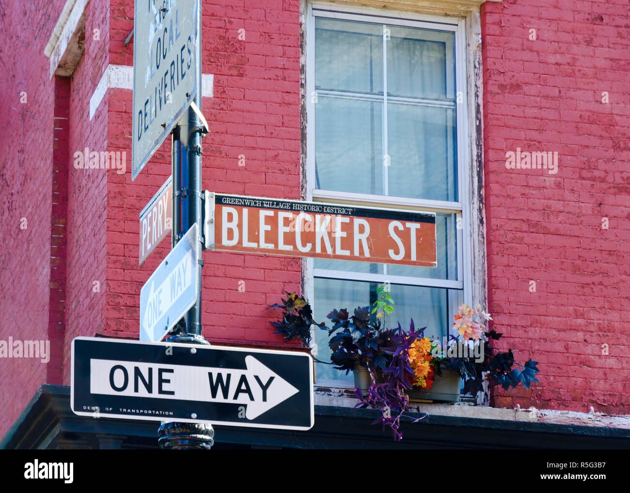USA, New York, Manhattan, Lower Manhattan, Greenwich Village, Bleecker ...