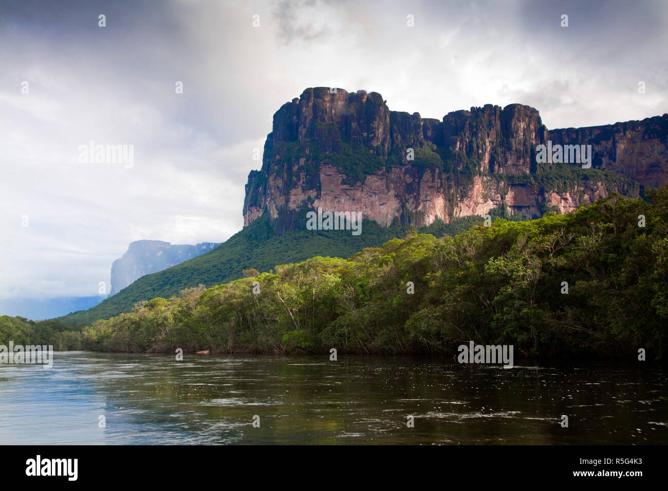 Venezuela, Guayana, Canaima National Park, Scenery on boat trip to ...