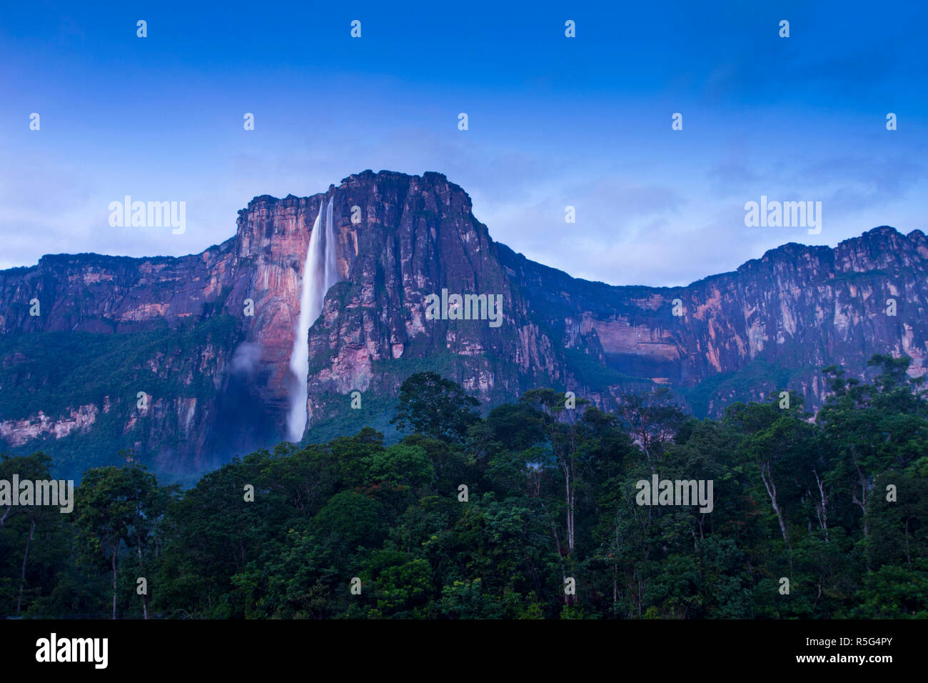 Angel falls venezuela hi-res stock photography and images - Alamy