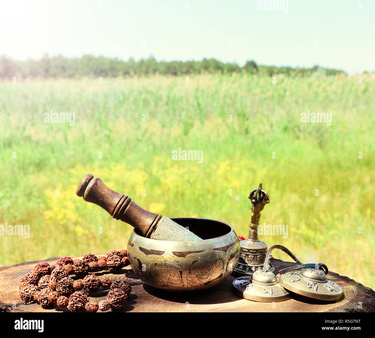 Japanese religious practice hi-res stock photography and images - Alamy