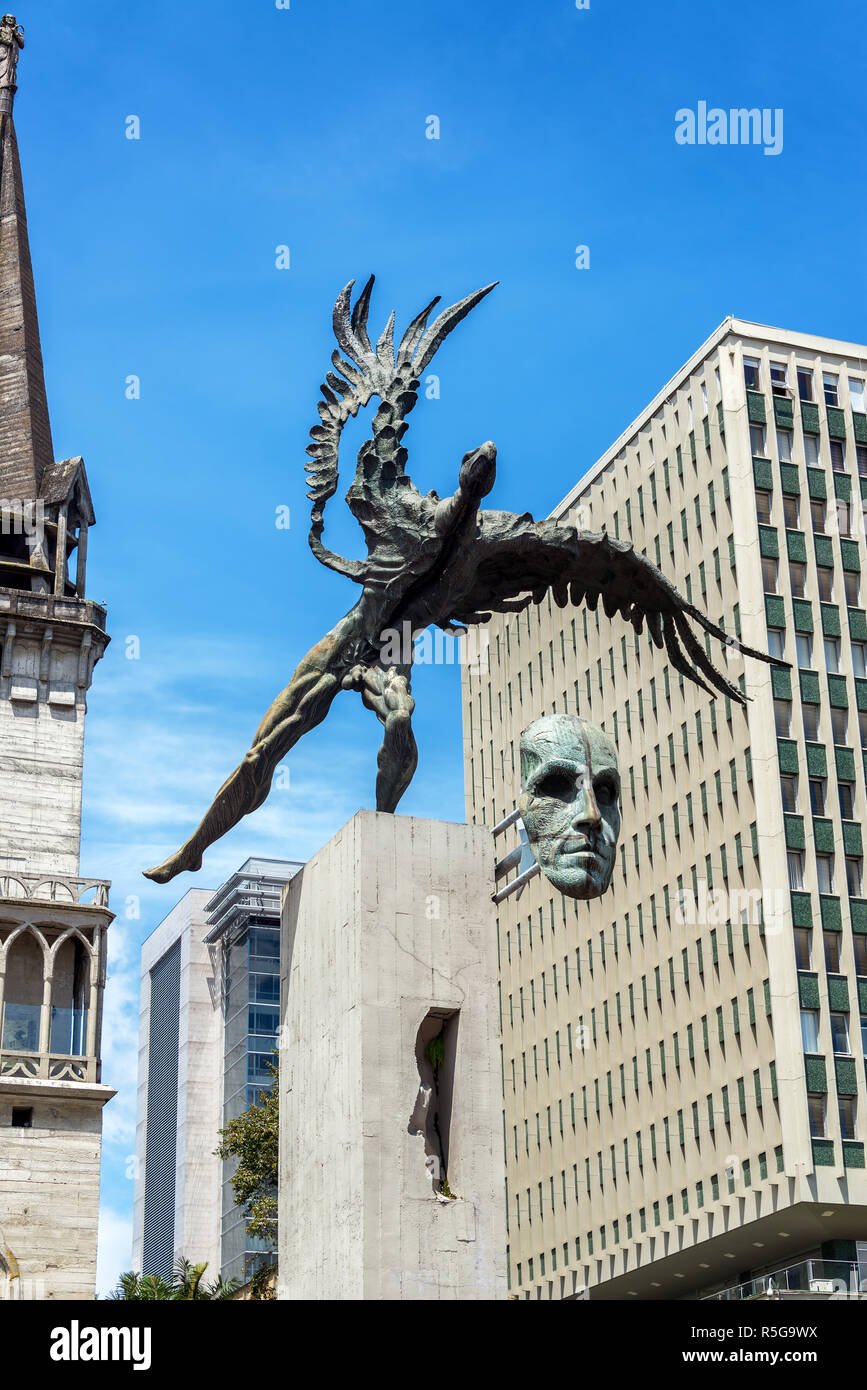 Bolivar Condor Statue Stock Photo - Alamy