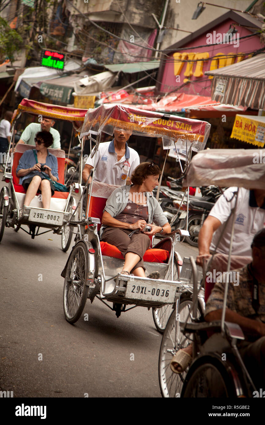 Rickshaw hanoi vietnam hi-res stock photography and images - Alamy