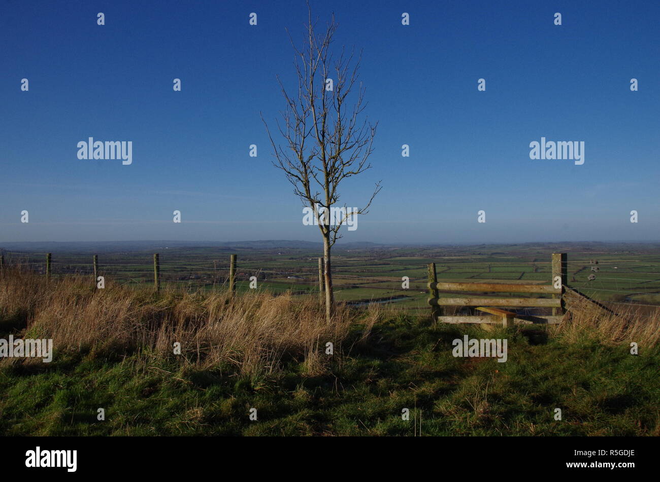 Site of Battle of Edgehill. The Macmillan Way. Long-distance trail ...