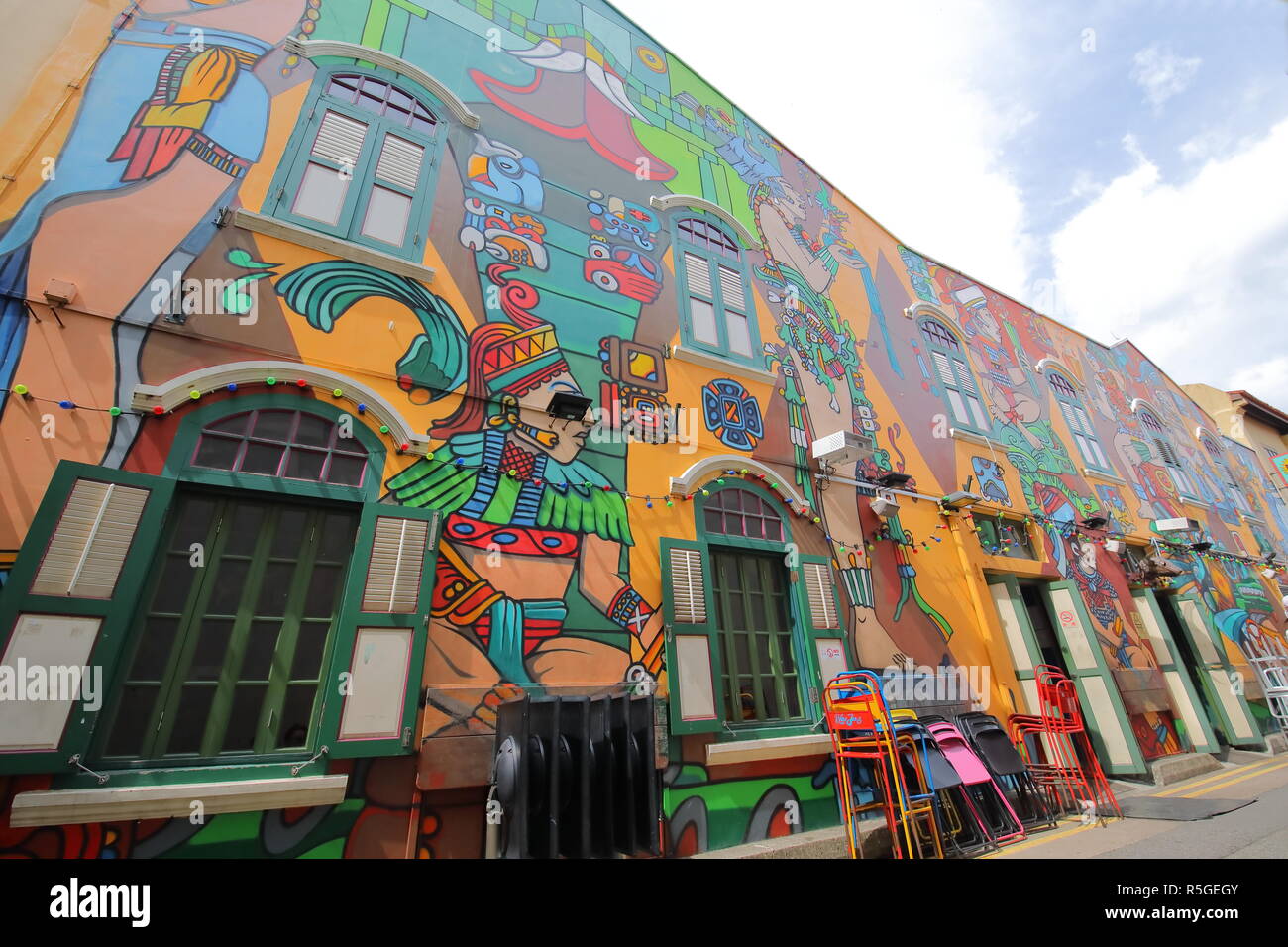 Street art on Haji Lane in Singapore Stock Photo - Alamy