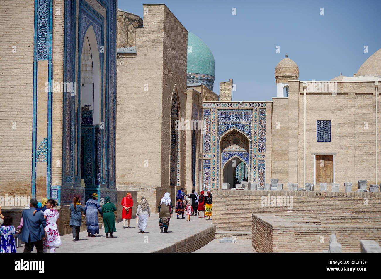 Maracanda hi-res stock photography and images - Alamy
