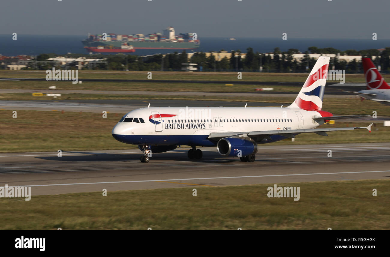 ISTANBUL, TURKEY - AUGUST 05, 2018: British Airways Airbus A320-232 (CN ...