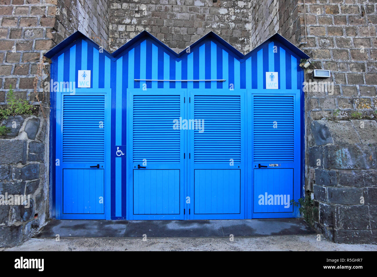 Toilet doors hi-res stock photography and images - Alamy