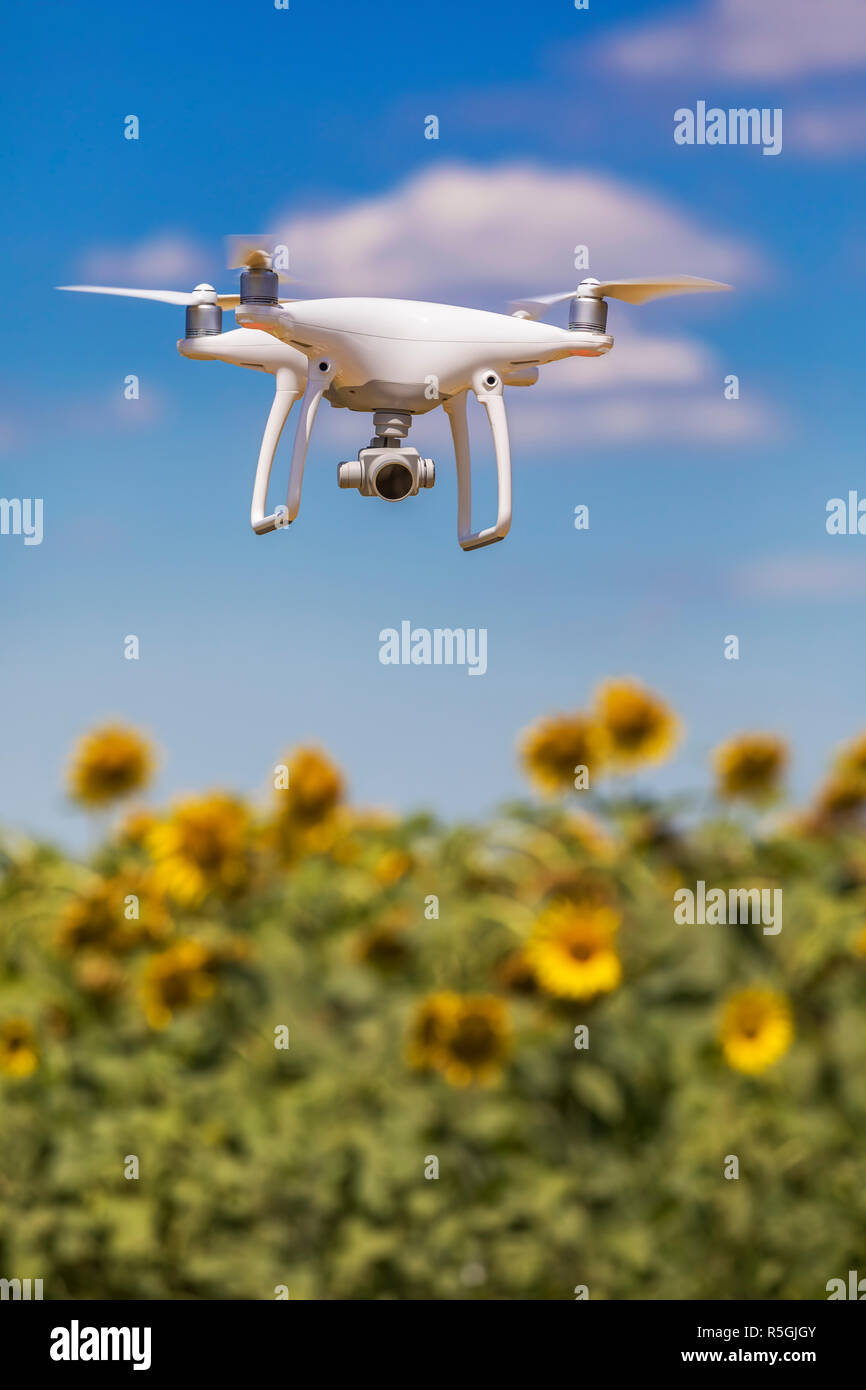 Hovering machine hi-res stock photography and images - Alamy
