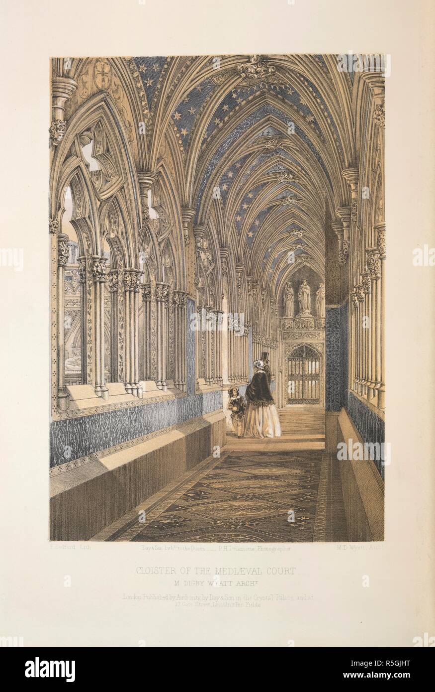 Cloister court london hi-res stock photography and images - Alamy