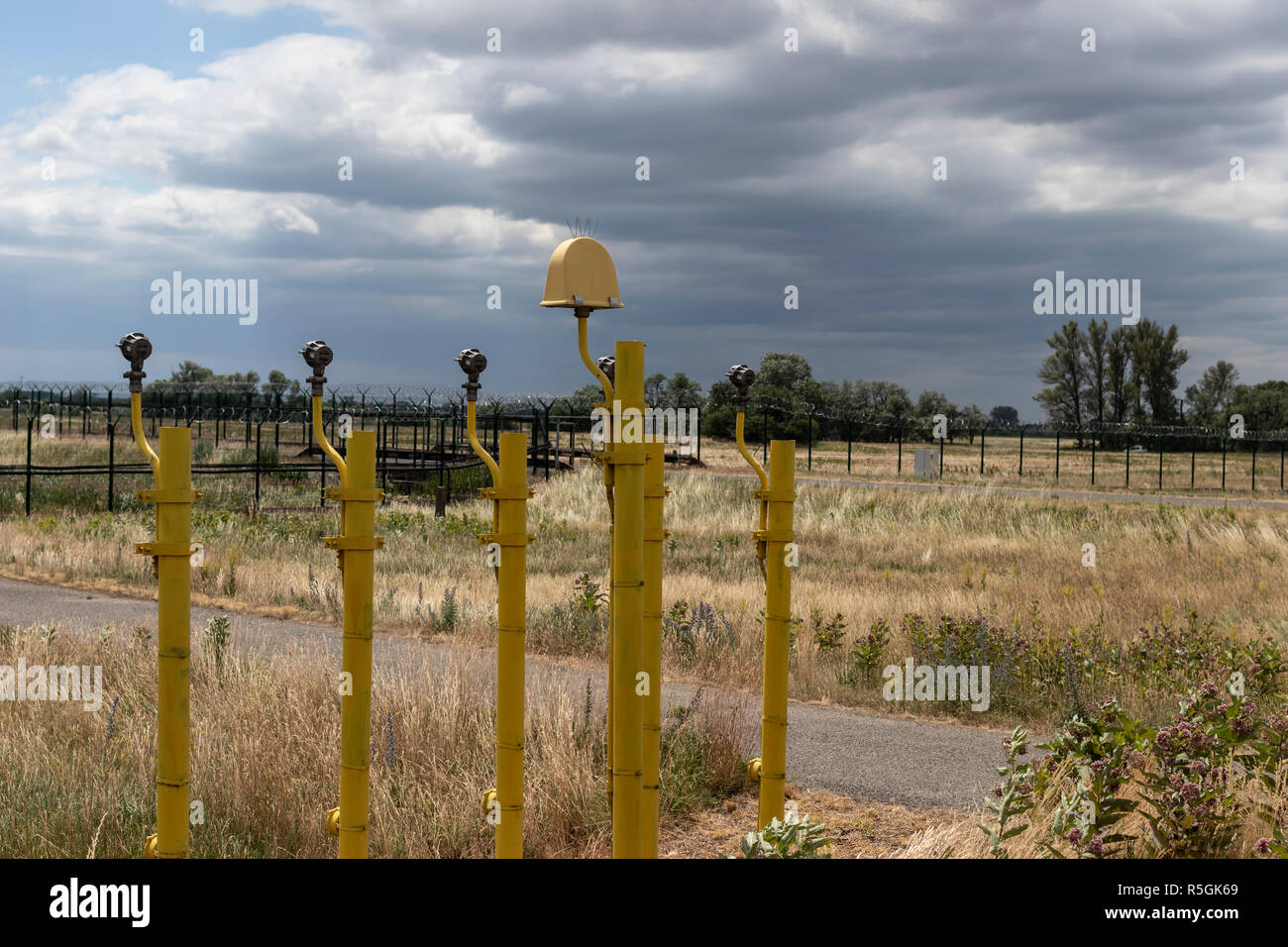Airport runway equipment approach lighting hi-res stock photography and ...