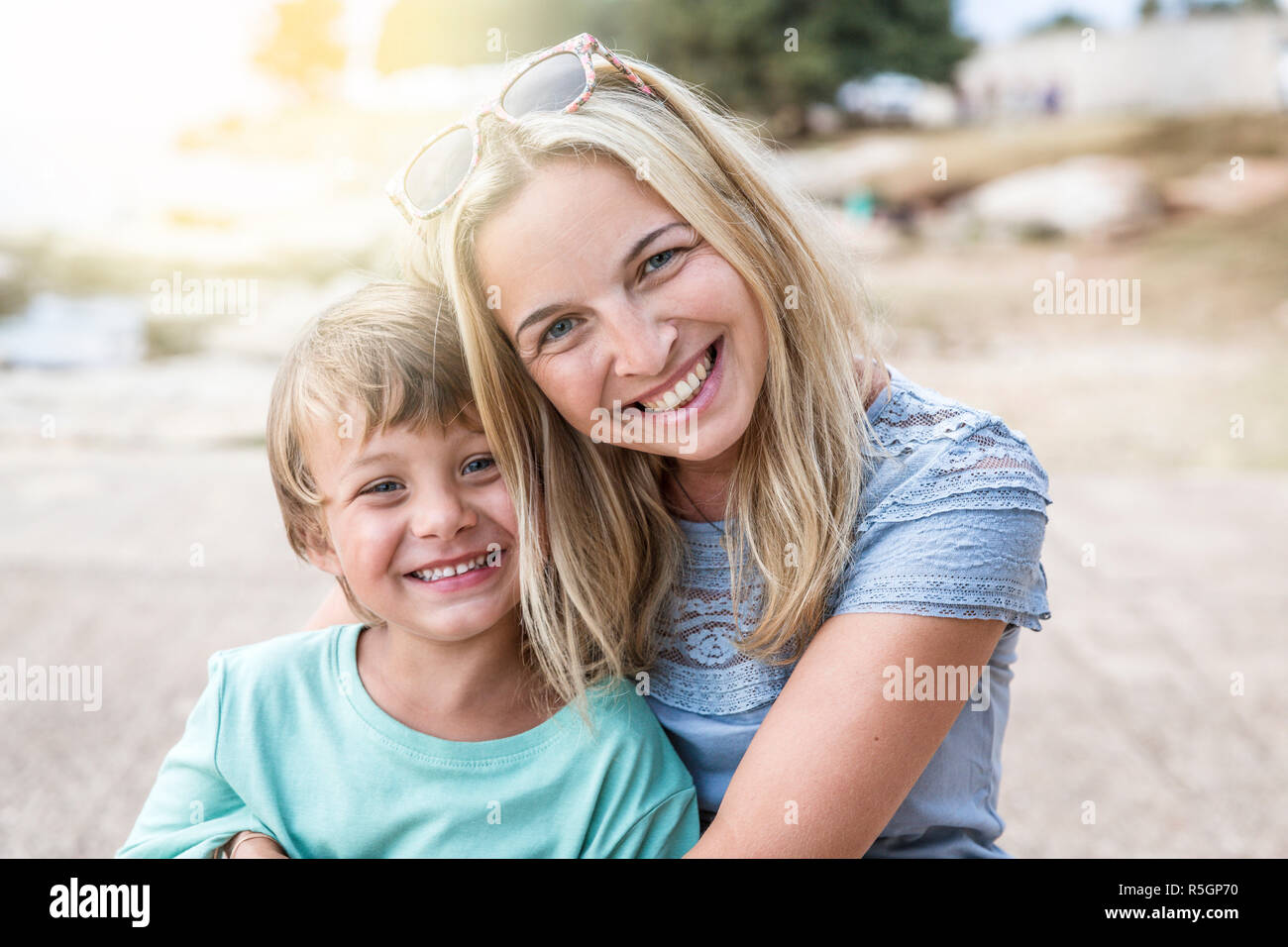 Cuddle hut hi-res stock photography and images - Alamy