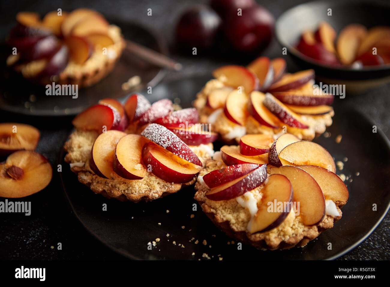 Mini plum hi-res stock photography and images - Alamy