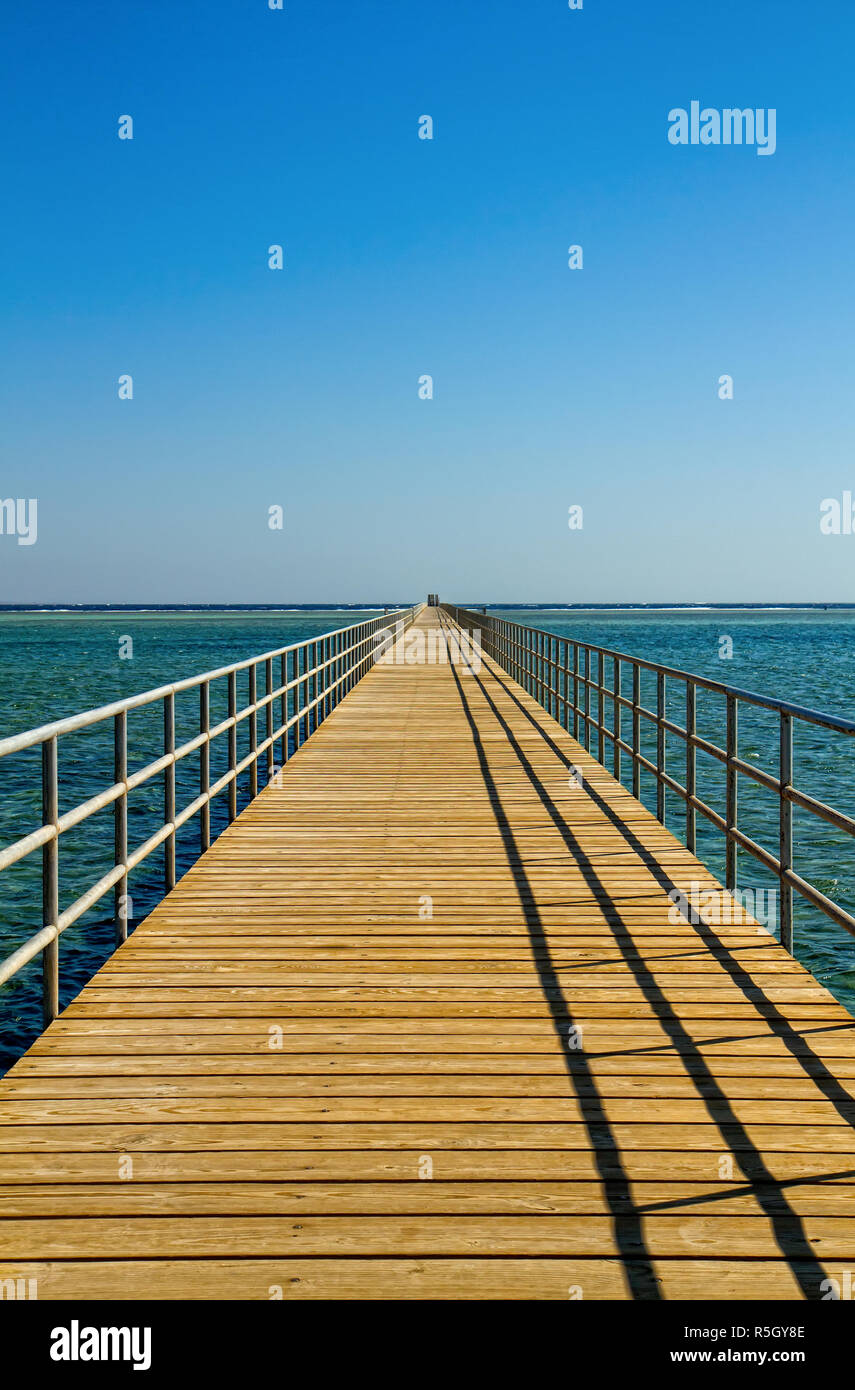 Wooden dock pier water summer hi-res stock photography and images - Alamy
