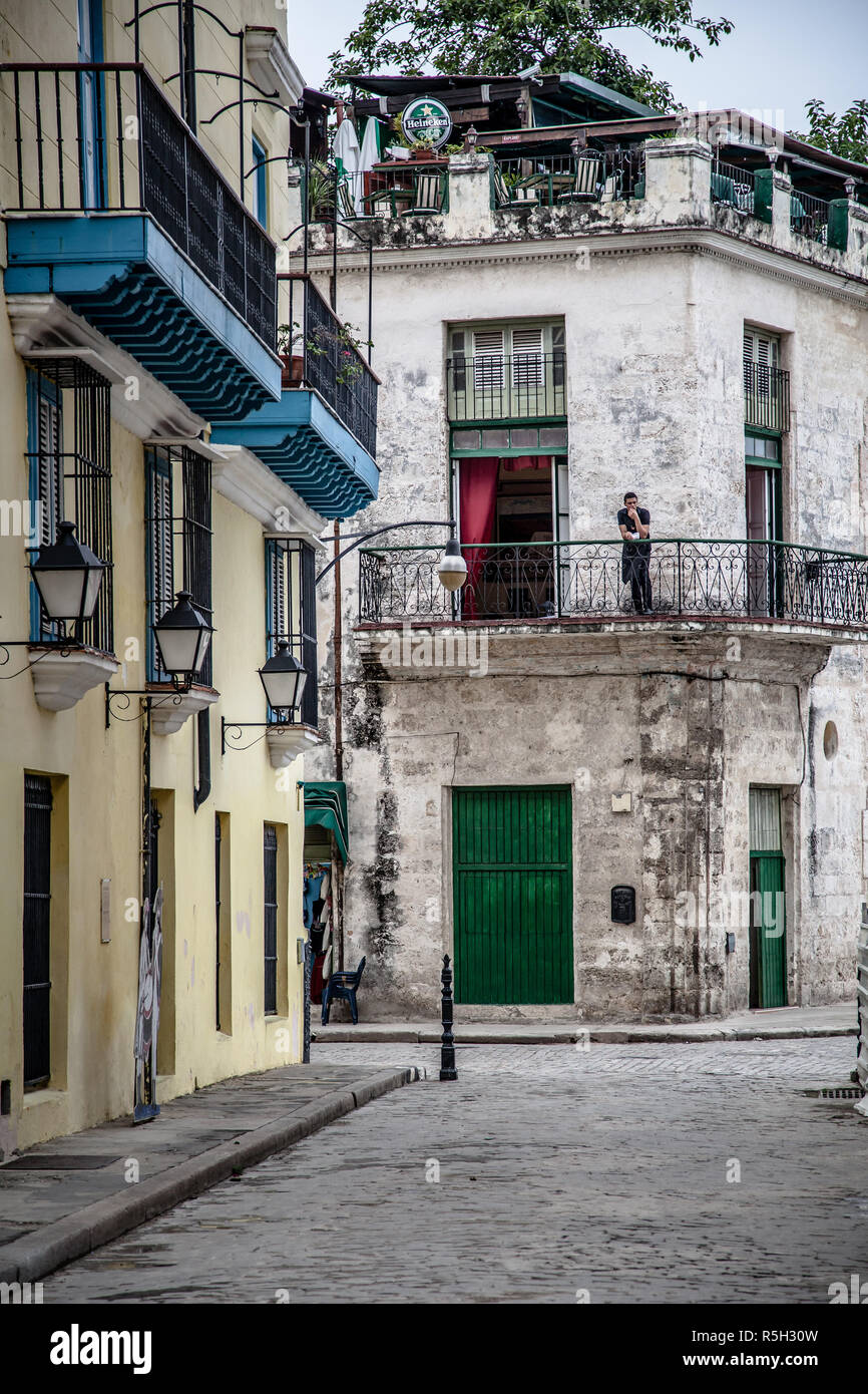 Traditional cuban architecture hi-res stock photography and images - Alamy