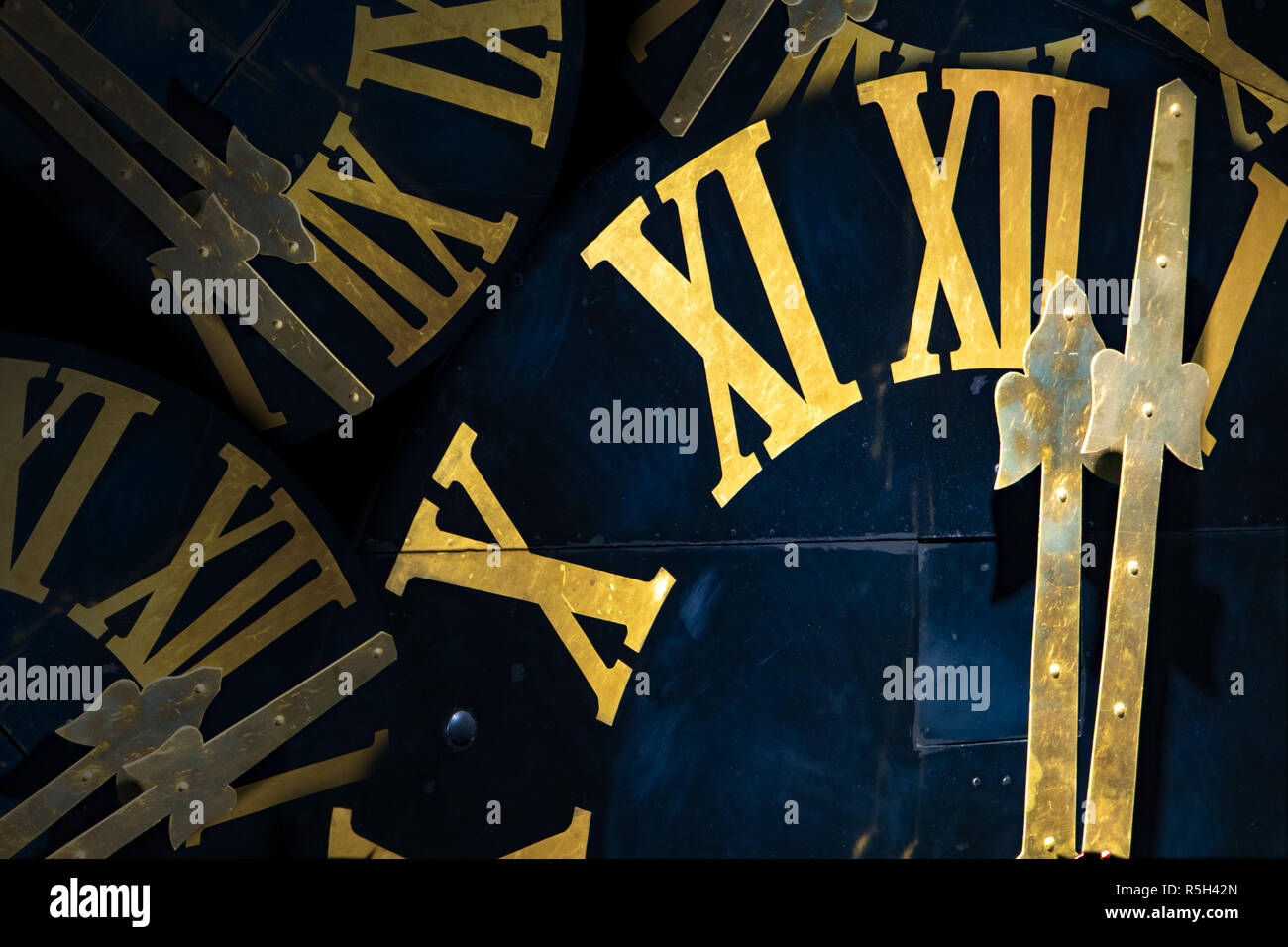 Roman numerals year architecture hi-res stock photography and images ...
