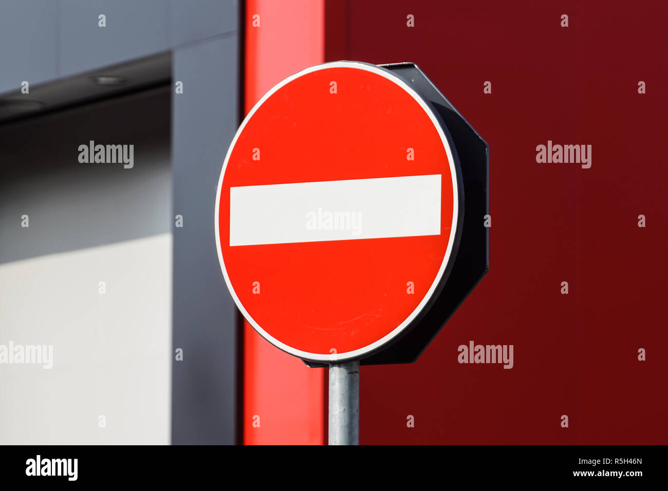 Car Halt Traffic Signal High Resolution Stock Photography and Images ...