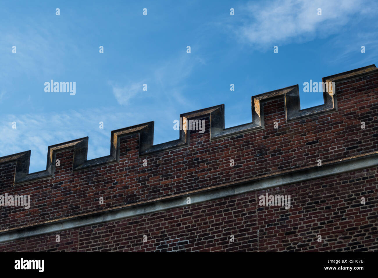 Detail of parapet along top of Tudor building exterior wall Stock Photo ...