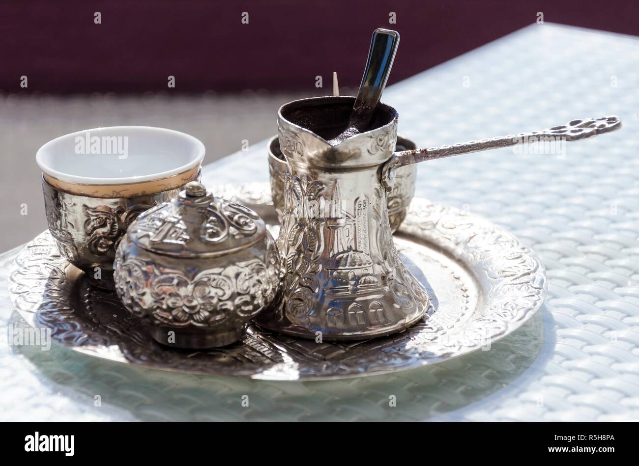 Traditional lebanese coffee hi-res stock photography and images - Alamy