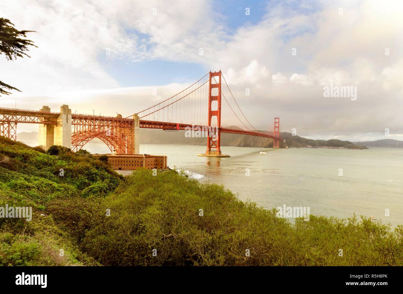 Golden gate bridge base of tower water hi-res stock photography and ...