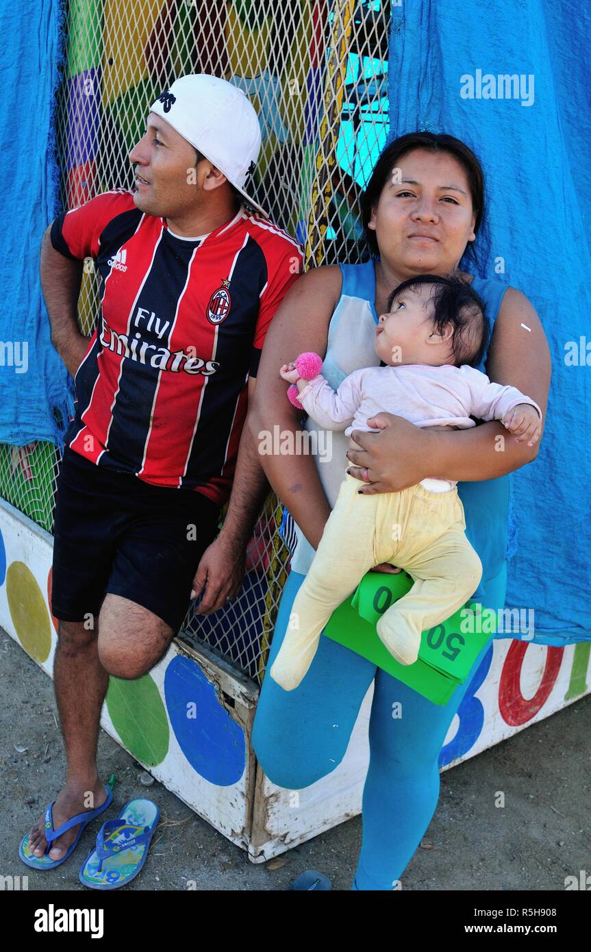 Amusement Park workers in PUERTO PIZARRO . Department of Tumbes .PERU ...