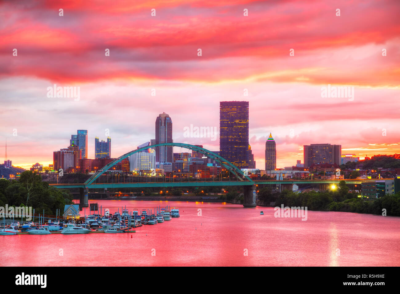 Pittsburgh cityscape with the Ohio river Stock Photo - Alamy