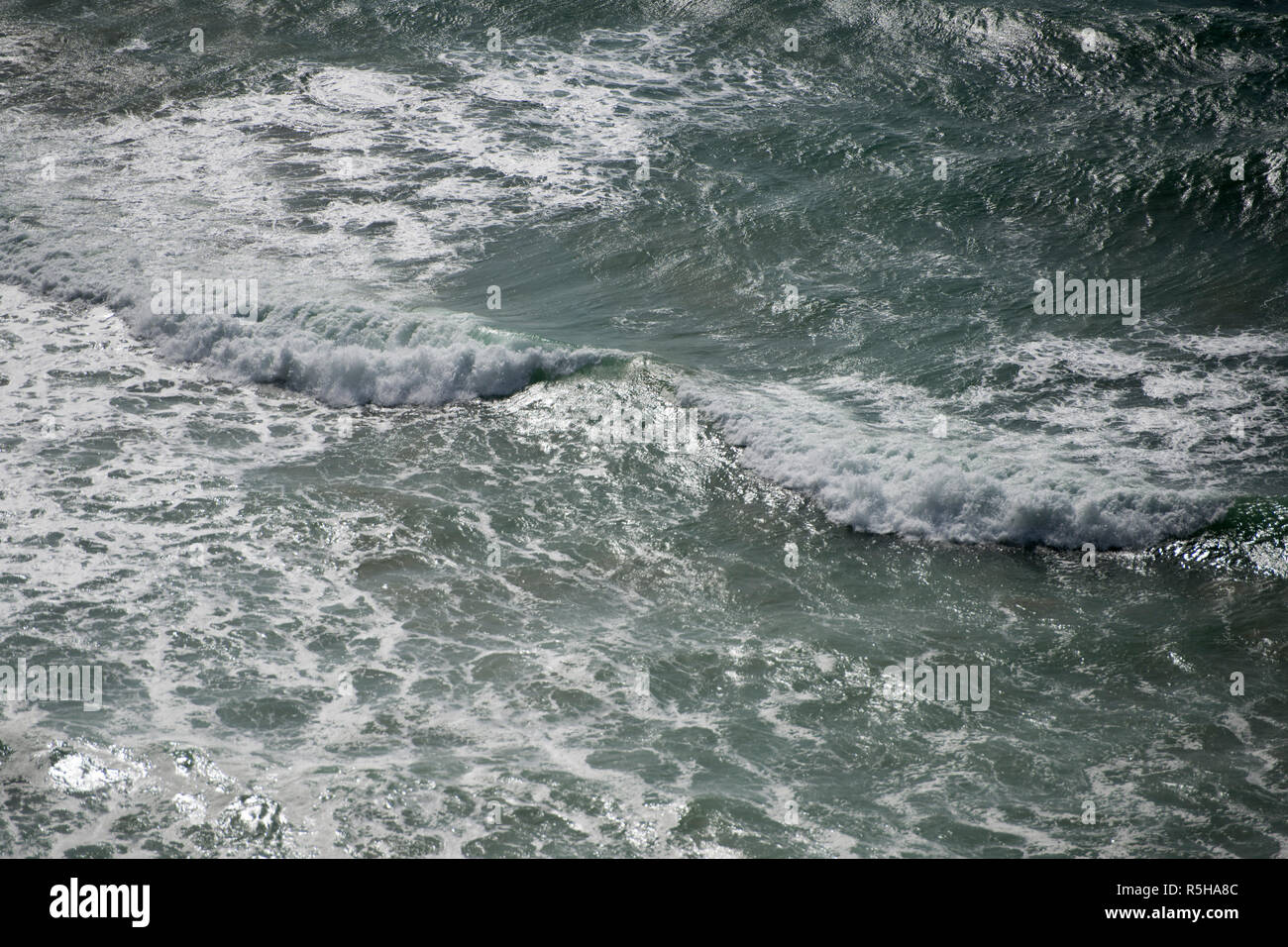 Sea wafe hi-res stock photography and images - Alamy