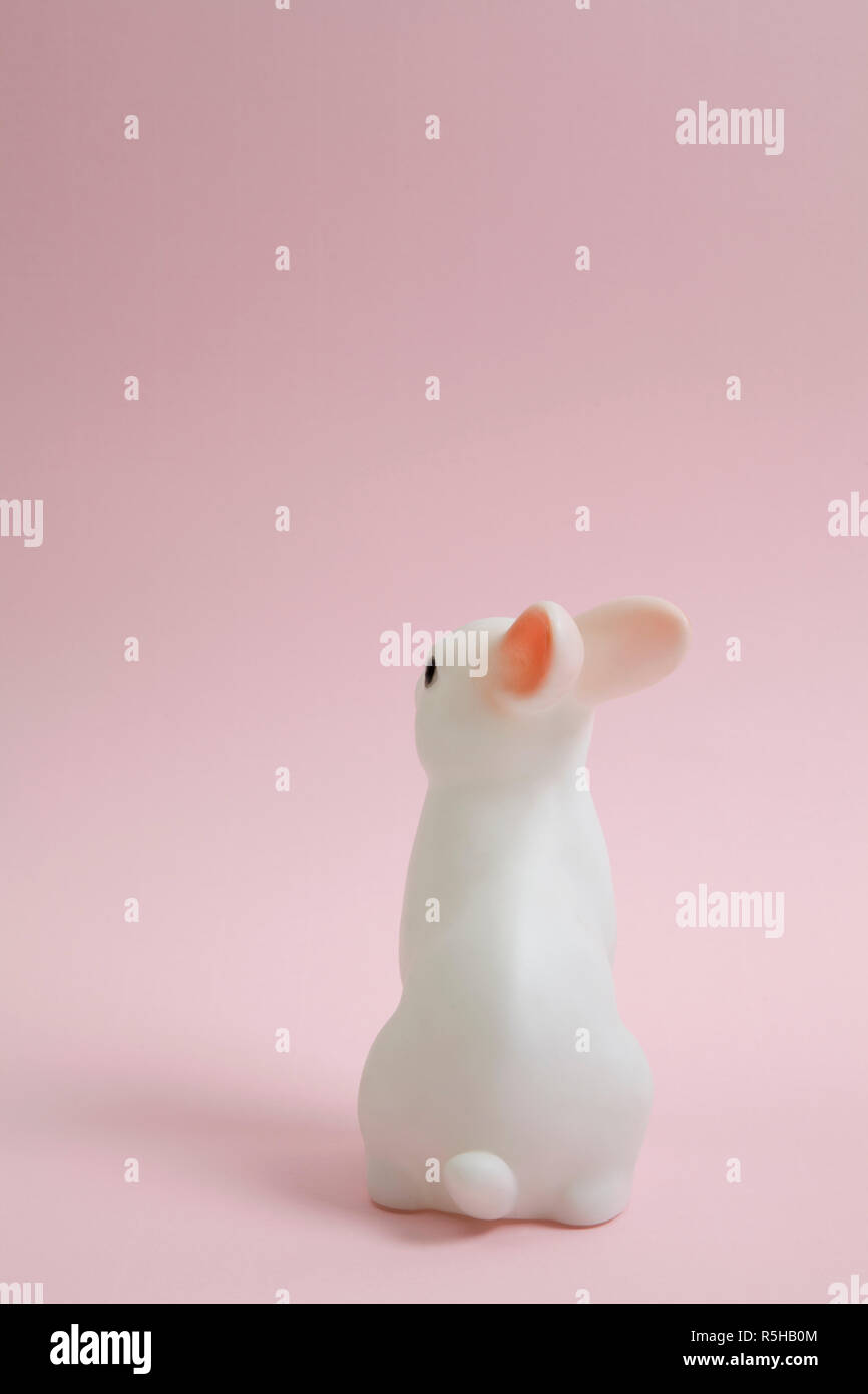 Neon bunny hi-res stock photography and images - Alamy