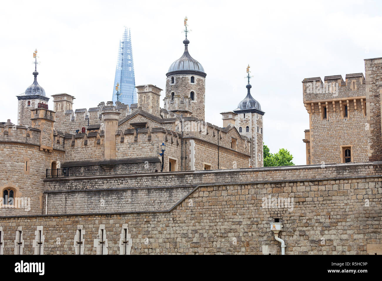 Tower of London, medieval defense building, London, United Kingdom ...