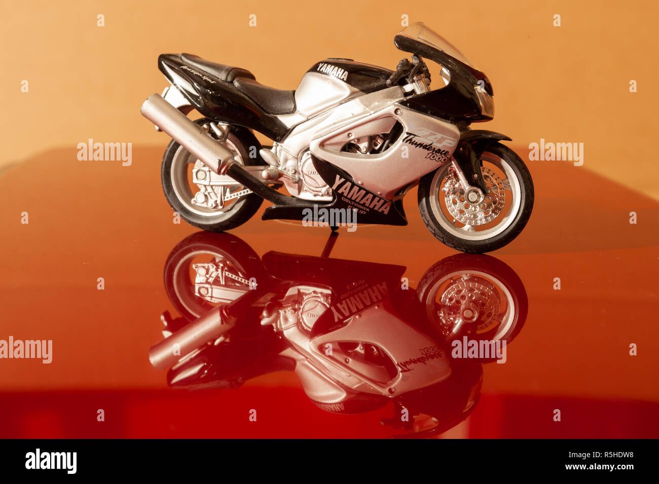 Yamaha thunderace hi-res stock photography and images - Alamy