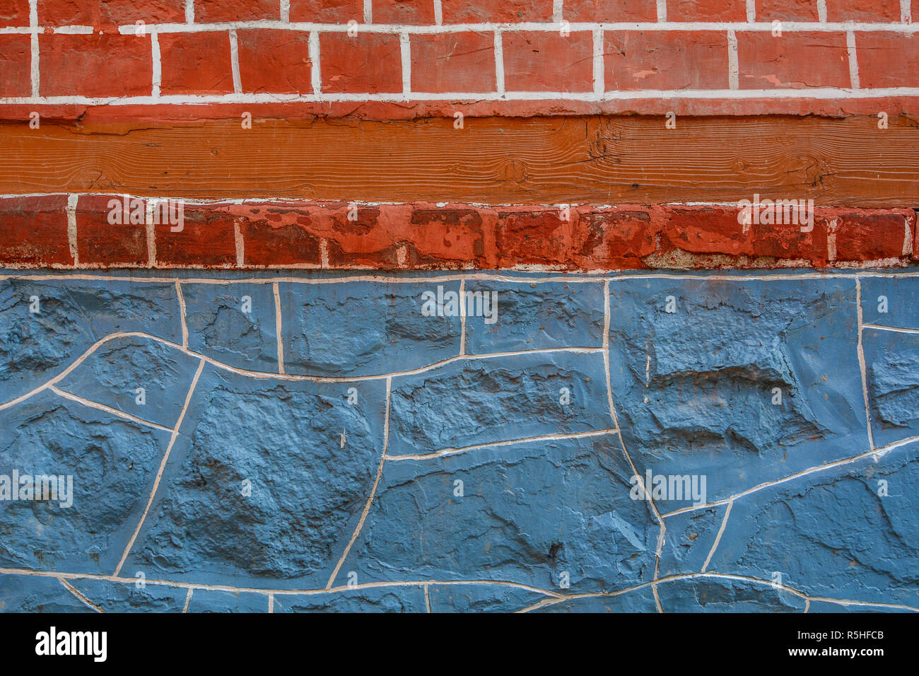 Old brick wall of ancient building in Srinagar, India Stock Photo - Alamy